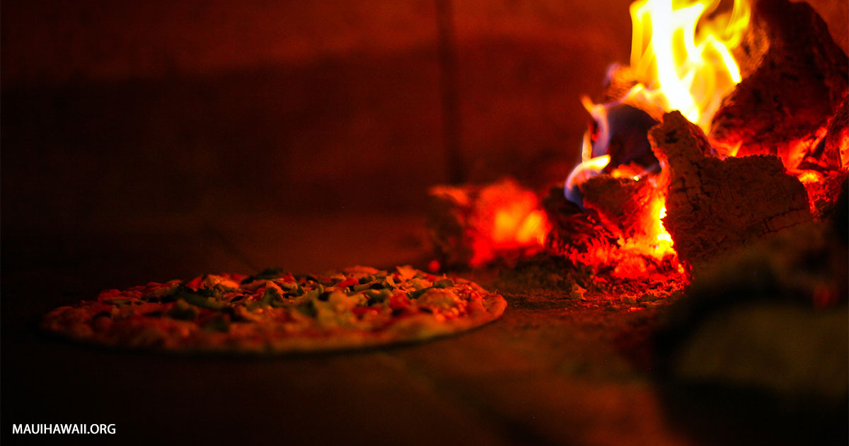 Manoli's Pizza Company - Pizza Restaurant in Wailea, Maui