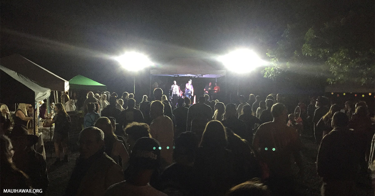 Street Party In A Different Maui Town Each Friday - Maui Hawaii